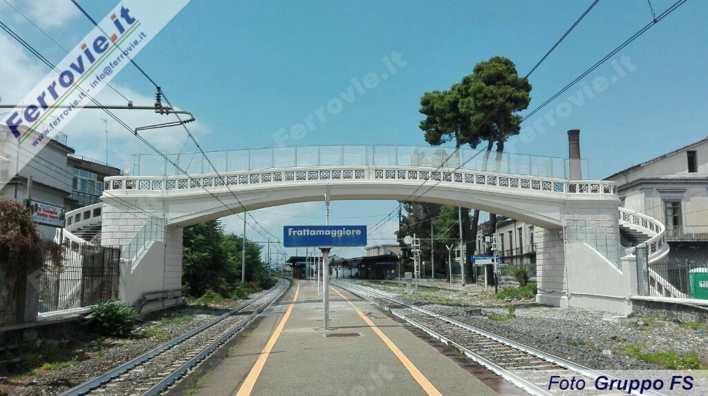 Ferrovie.it - Completato il restauro del cavalcavia di Frattamaggiore