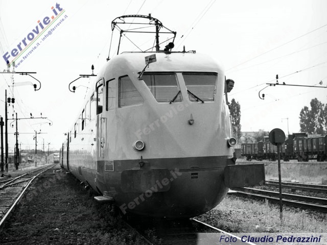 Ferrovie.it - Il record mondiale di velocità dell'ETR.212 compie 80 anni