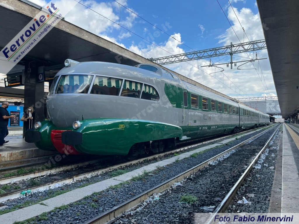 Ferrovie.it - Primo viaggio commerciale per il rinato ETR.252 ''Arlecchino''