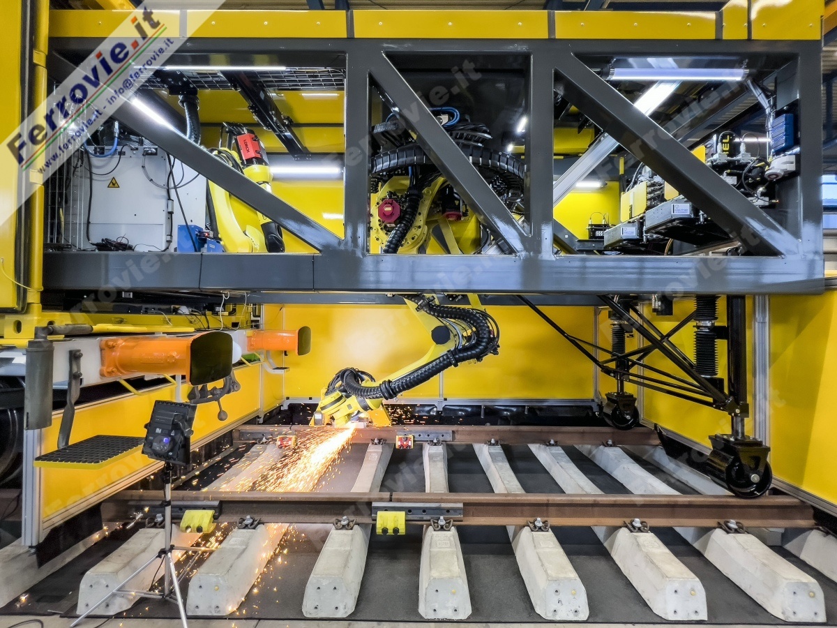 Ferrovie.it - I robot FANUC riparano i binari ferroviari. Primi ...