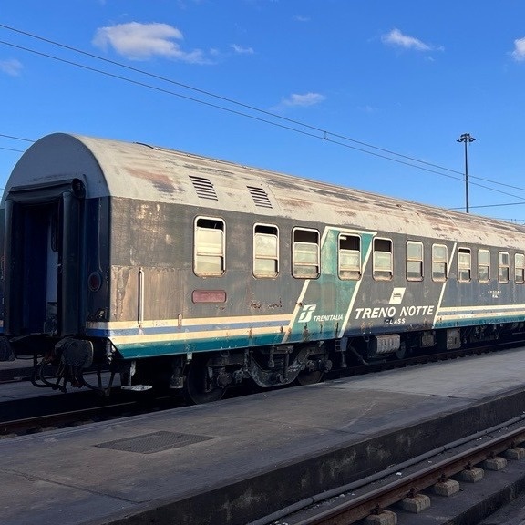 Ferrovie.it - Fondazione FS recupera le ultime carrozze letti T2s 1982 ...