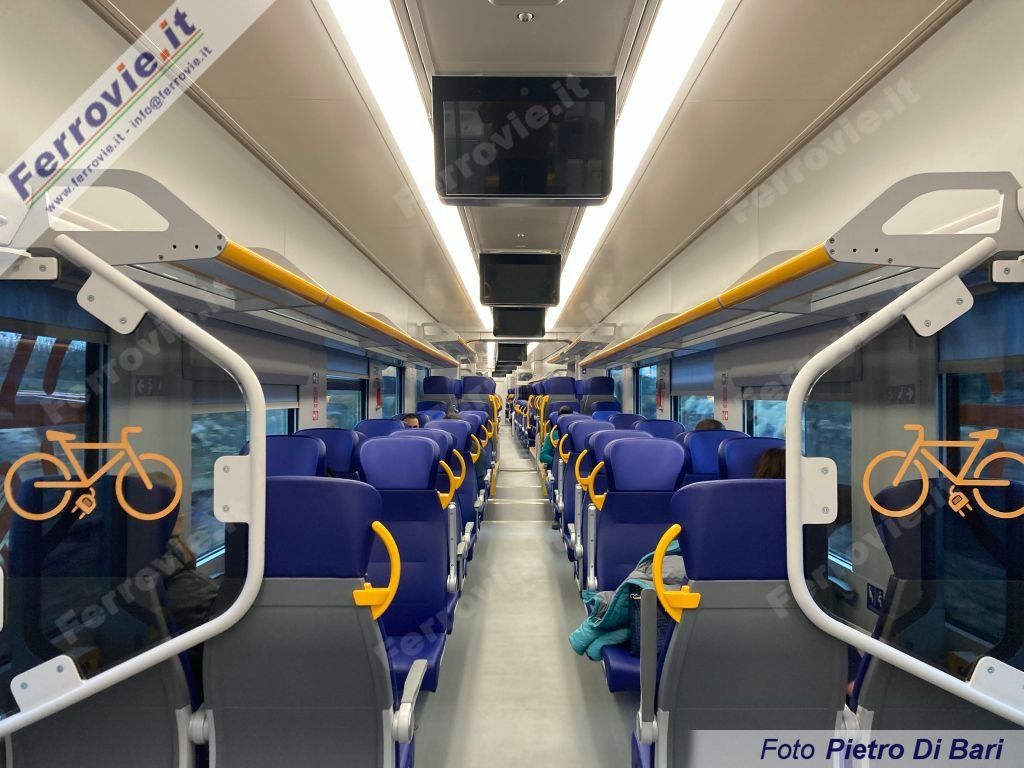 Ferrovie.it - In servizio il primo Pop di Ferrovie del Sud Est